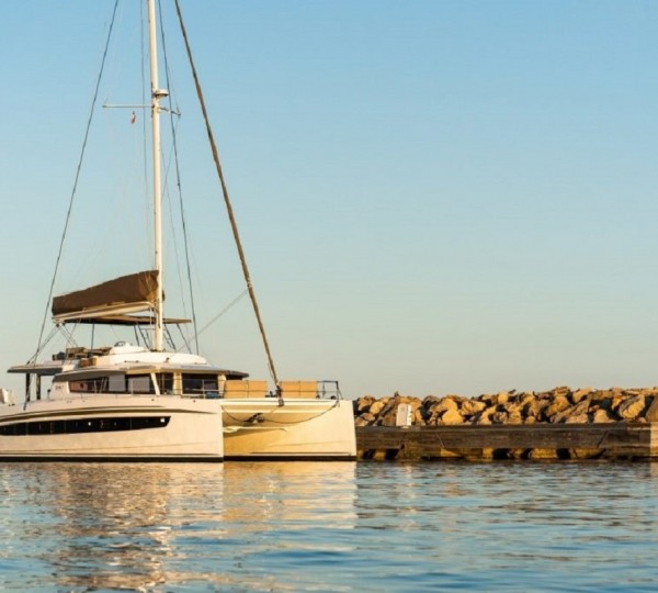 Yacht SIGNATURE VISION, Bali Catamarans | CHARTERWORLD Luxury ...